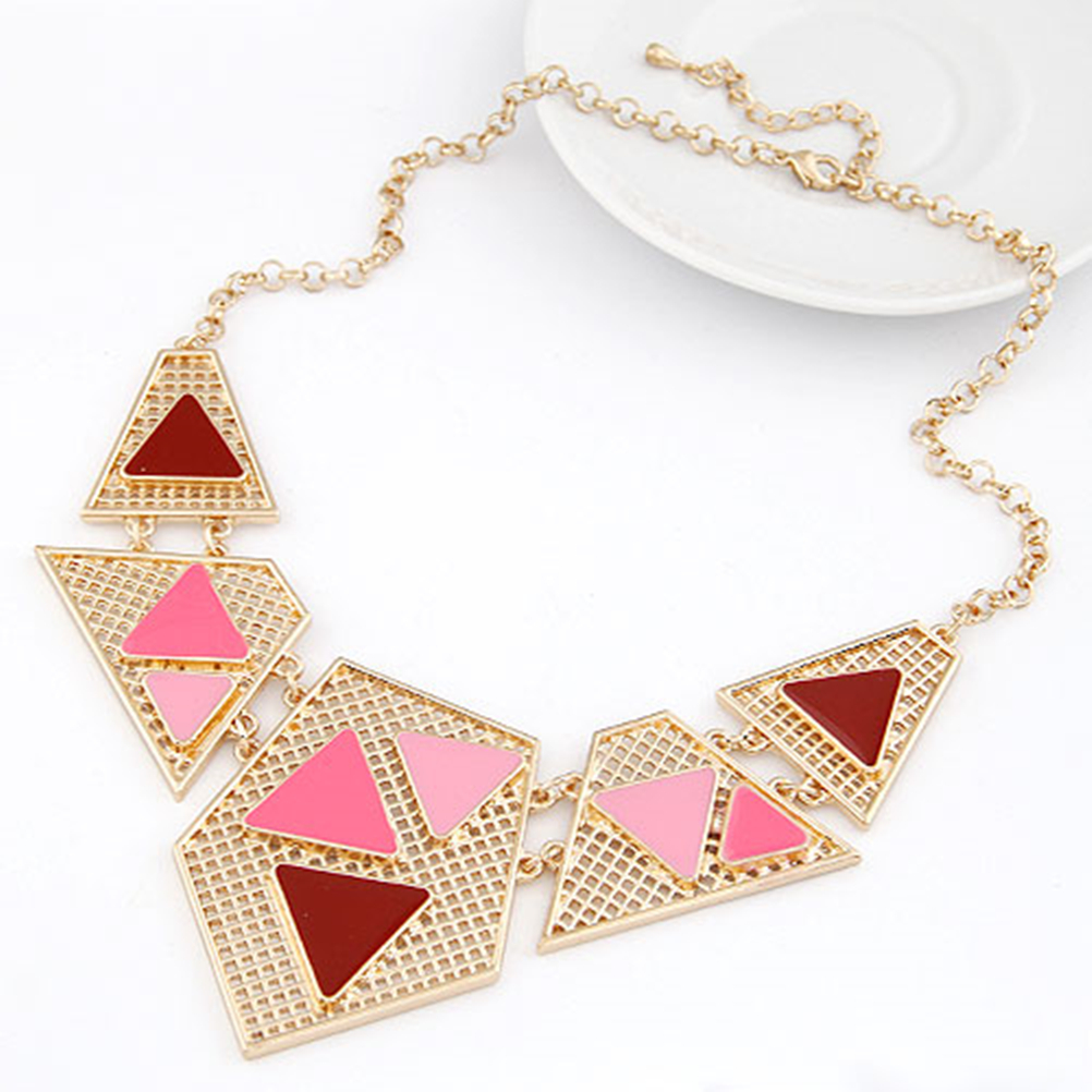 Geometrical Shape Cut Necklace on Luulla